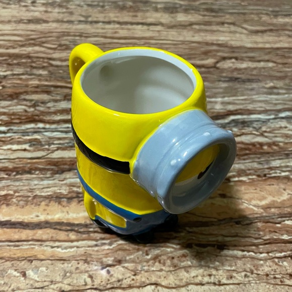 Universal | Dining | Minions Mug | Poshmark